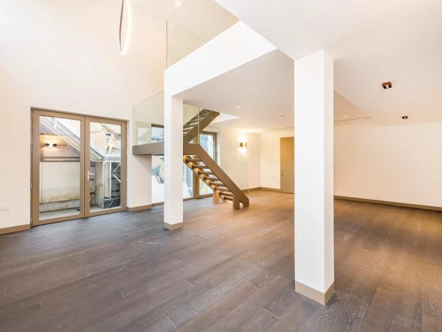 Apartment at Lancaster Grove, Greater London