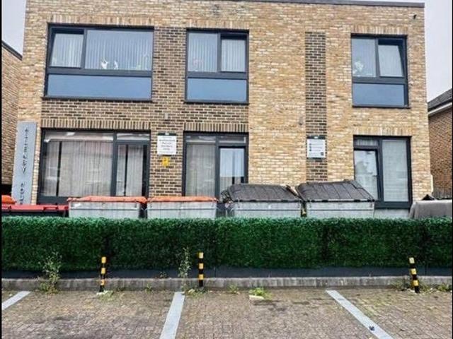 Apartment at Lancaster Road, Greater London