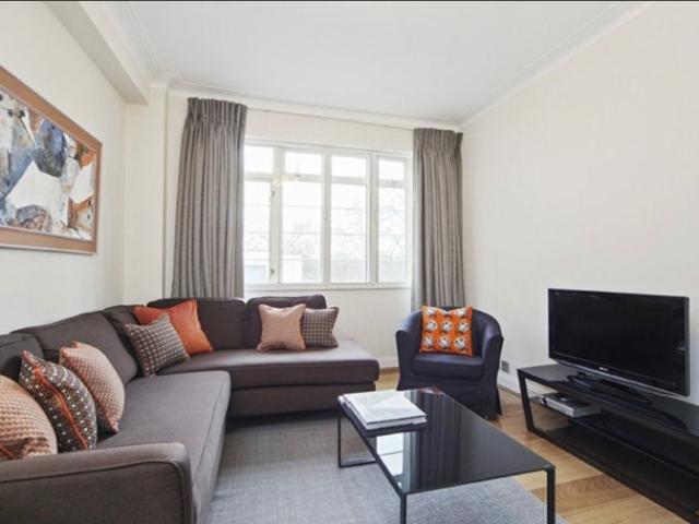 Apartment at Lancaster Terrace, City of Westminster