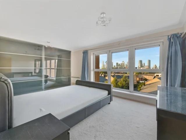Apartment at Langbourne Place, Greater London
