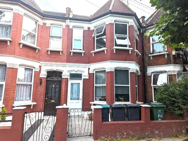 Apartment at Langham Road, Greater London
