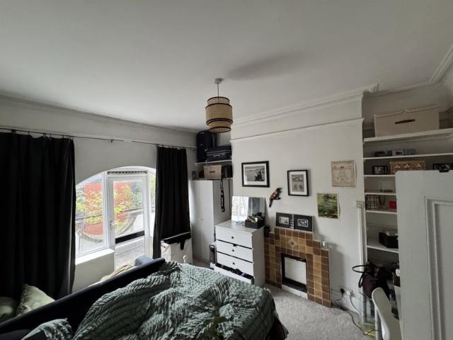 Apartment at Langley Lane, Greater London