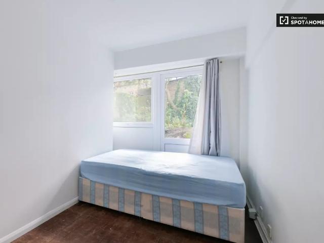 Apartment at Langton Road, Greater London
