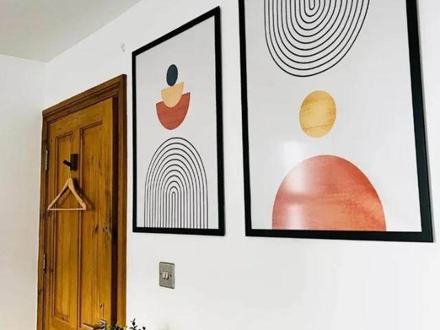 Room at Landor Road, Greater London