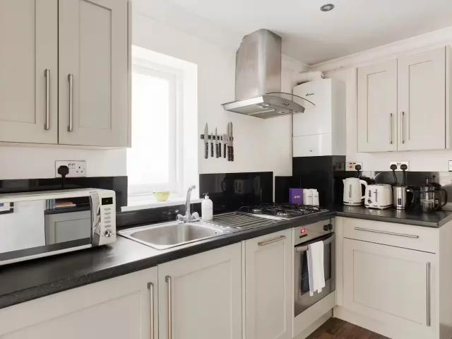 Apartment at Landor Road, Greater London