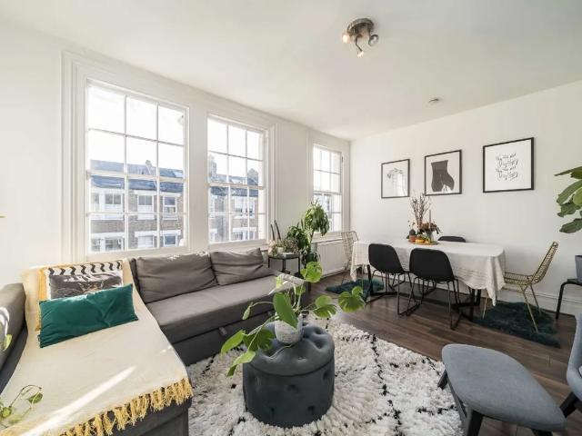Apartment at Landor Road, Greater London