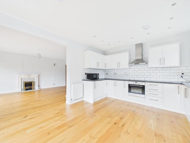 Apartment at Lansdown Crescent, Cheltenham