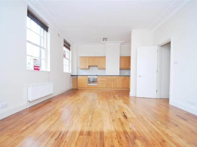 Apartment at Lansdown Place West, Bath