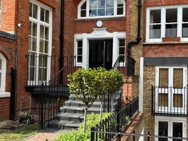 Apartment at Lansdowne Drive, Greater London