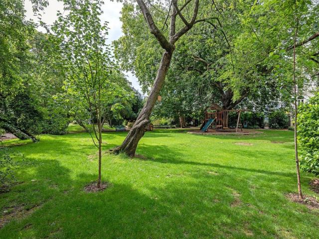 Apartment at Lansdowne Road, Greater London