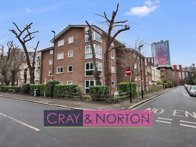 Apartment at Lansdowne Road, London