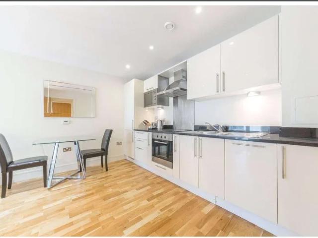 Apartment at Lanterns Way, Greater London