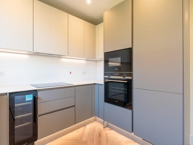 Apartment at Lapidge Drive, Greater London