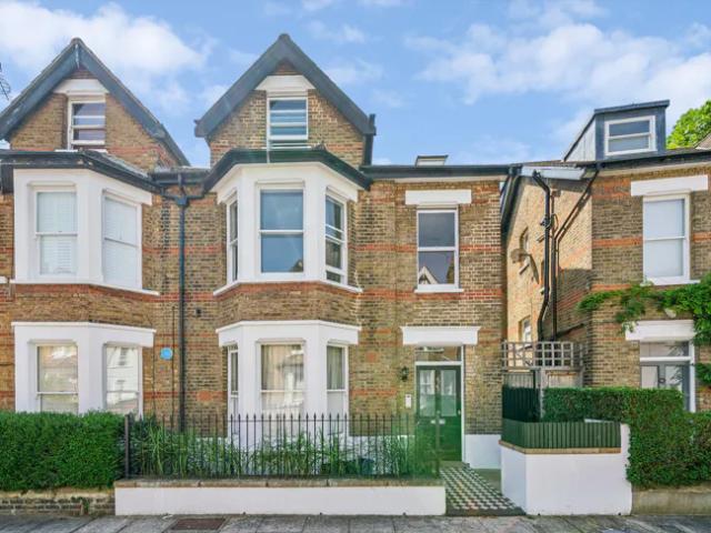 Apartment at Larkfield Road, Greater London