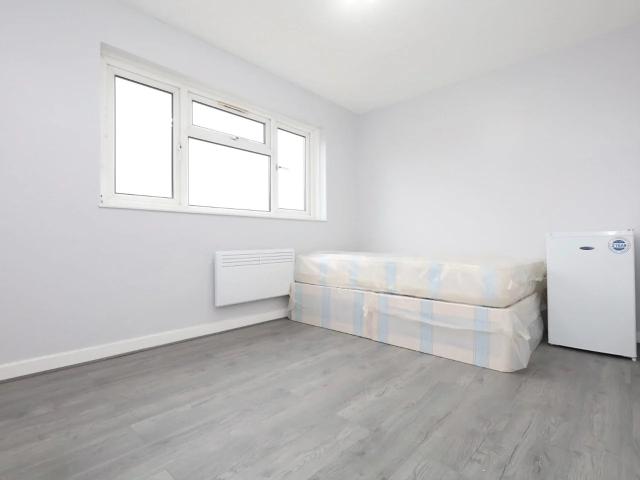 Apartment at Larwood Close, Greater London