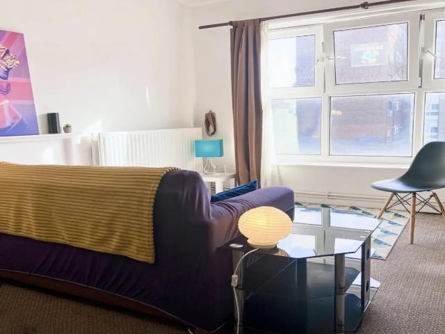 Apartment at Levehurst Way, Greater London