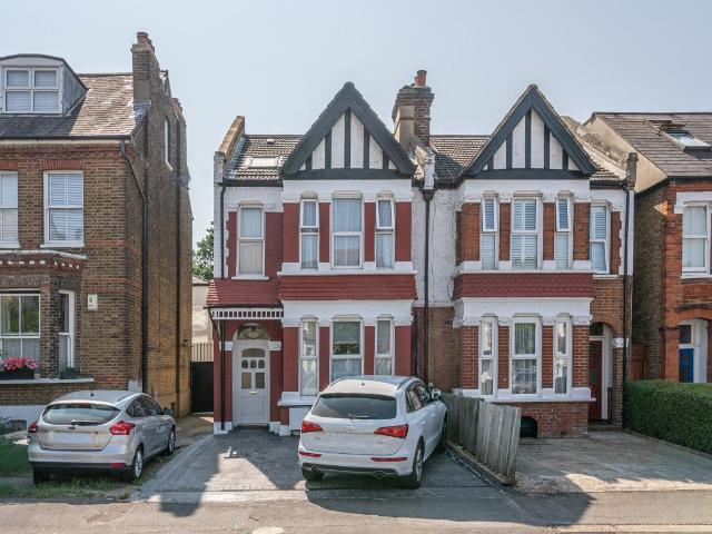 Apartment at Lewin Road, Greater London