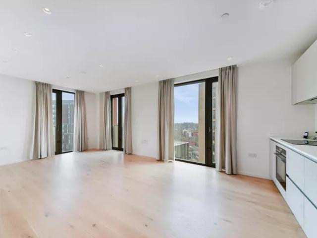Apartment at Lewis Cubitt Walk, Greater London