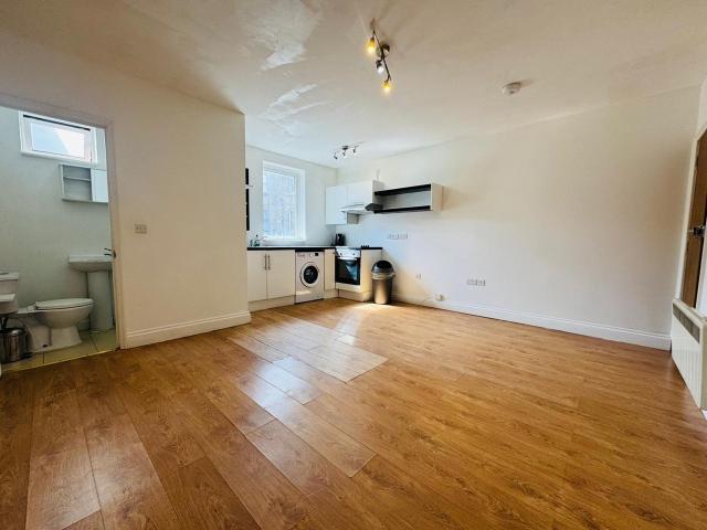 Apartment at Lewisham High Street, Greater London