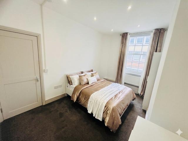 Apartment at Lewisham High Street, Greater London