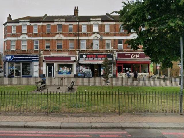 Apartment at Lewisham High Street, Greater London