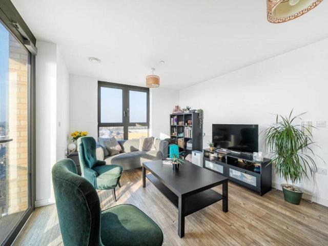 Apartment at Lewisham High Street, Greater London