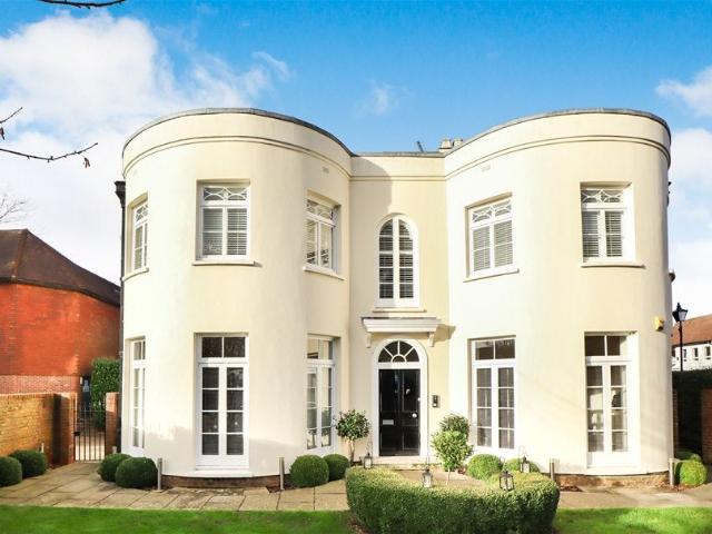 Apartment at Leyton Road, St Albans