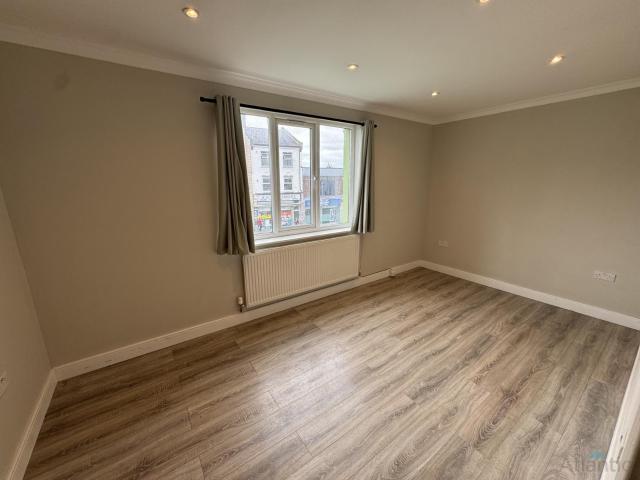 Apartment at Lea Bridge Road, Greater London