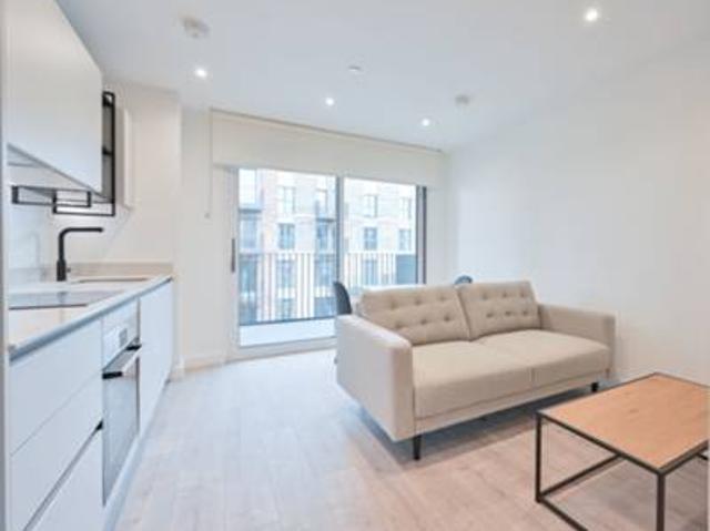 Apartment at Leavesden Road, Watford