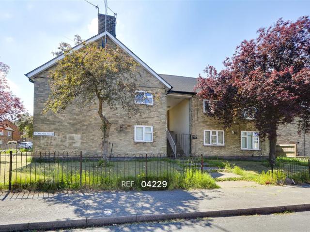 Apartment at Lechlade Road, Nottingham