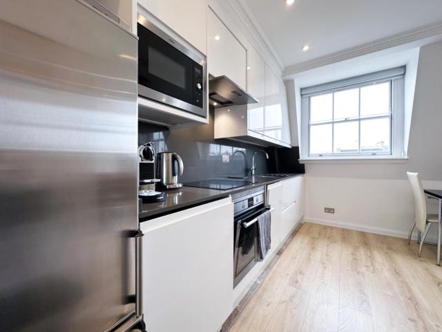 Apartment at Ledbury Road, City of Westminster