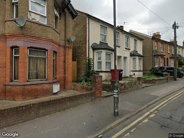 Apartment at Ledger's Road, Slough