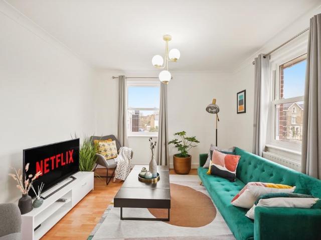 Apartment at Lee High Road, Greater London