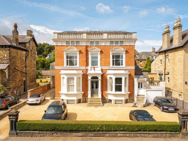 Apartment at Leeds Road, Harrogate