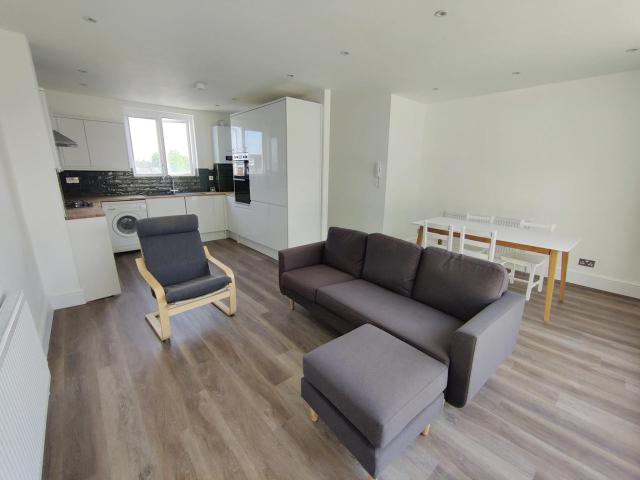 Apartment at Leighton Grove, Greater London