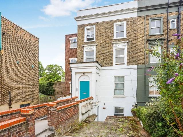 Apartment at Leighton Road, Greater London