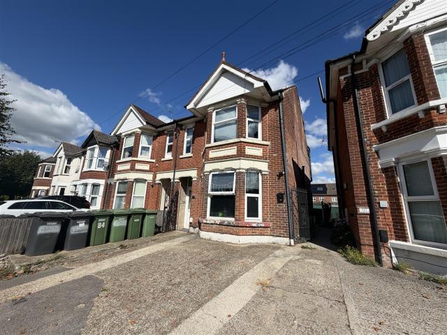 Apartment at Leigh Road, Eastleigh