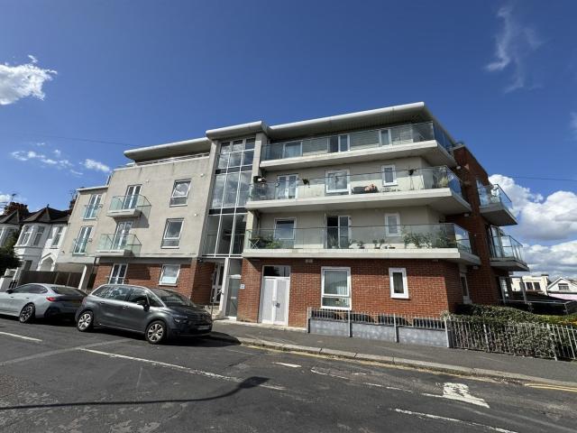 Apartment at Leigh Road, Southend on Sea