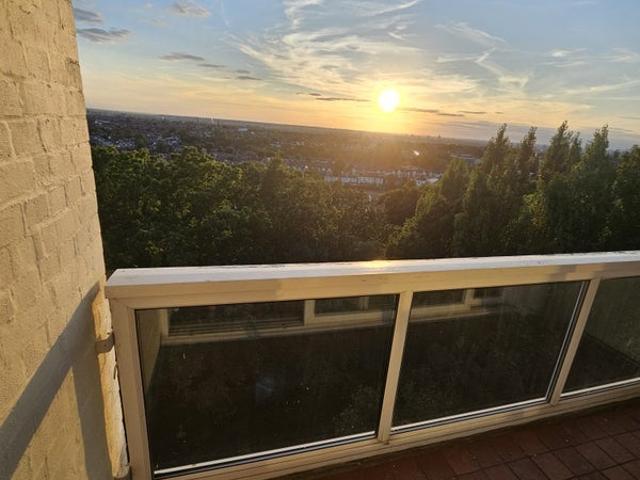 Apartment at Leigham Court Road, Greater London