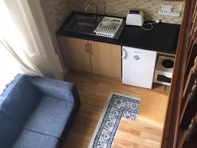 Apartment at Leinster Square Prince's Square, City of Westminster