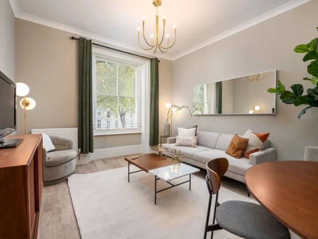 Apartment at Leinster Square Prince's Square, City of Westminster