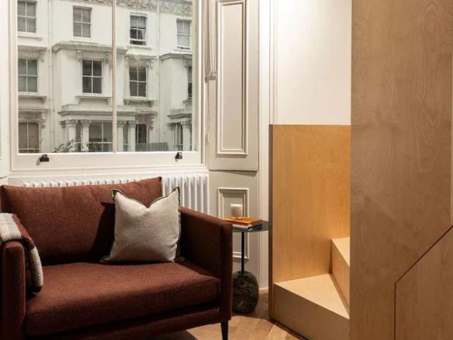 Apartment at Leinster Square Prince's Square, City of Westminster