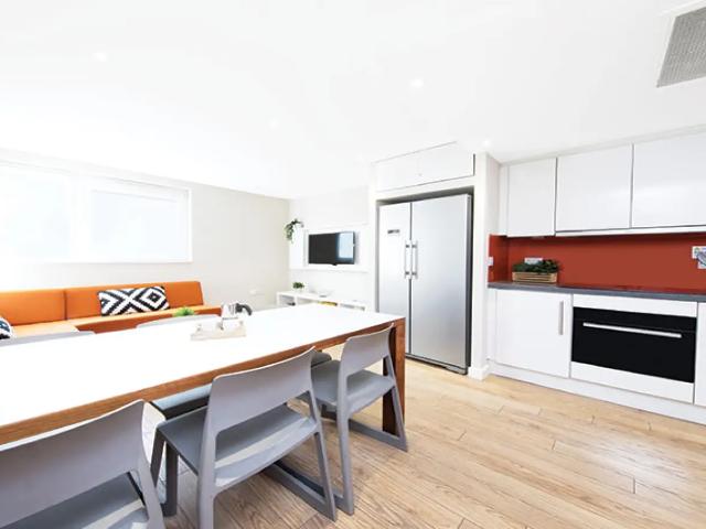 Apartment at Leman Street, Greater London