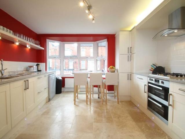 Apartment at Lenton Boulevard, Nottingham