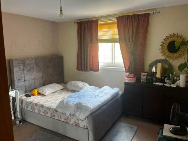 Apartment at Lenzie Way, Glasgow