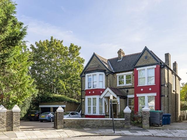 Apartment at Leopold Road, Greater London