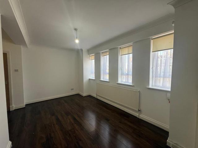 Apartment at Little Gearies, Greater London