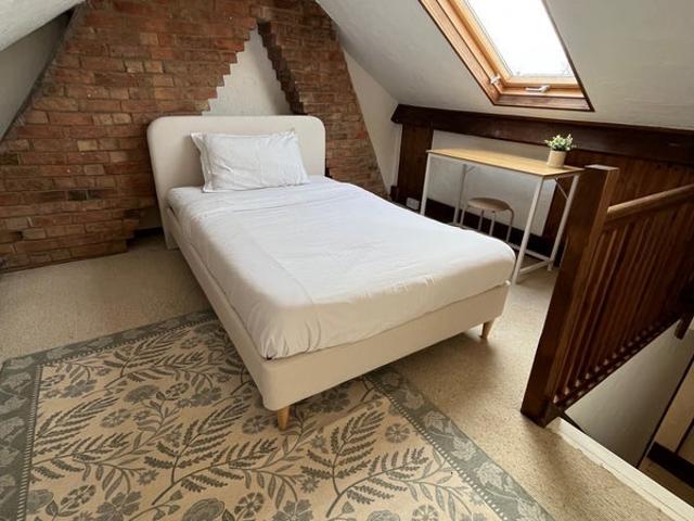 Apartment at Littleworth, Wing