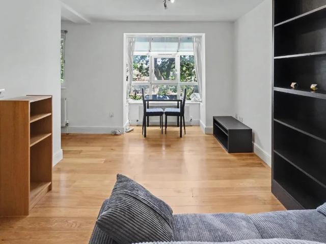 Apartment at Liverpool Road, Greater London