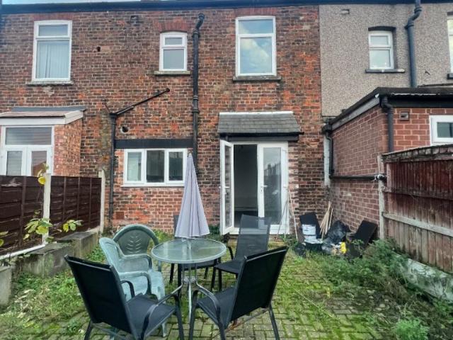 Apartment at Liverpool Road, Salford